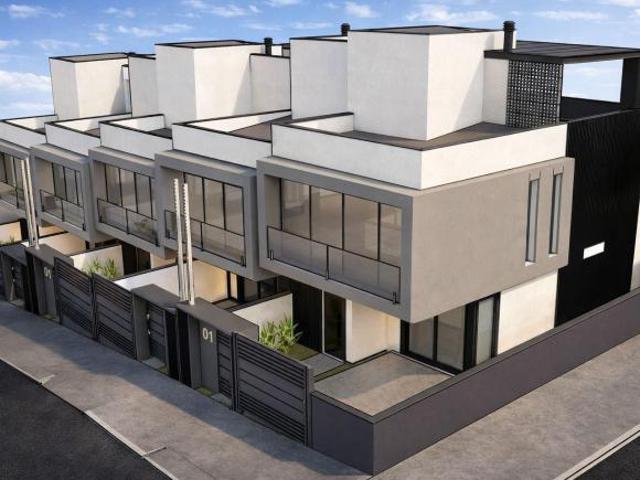 Novidade! Triplex com 2 suítes e espaço gourmet no São Luiz