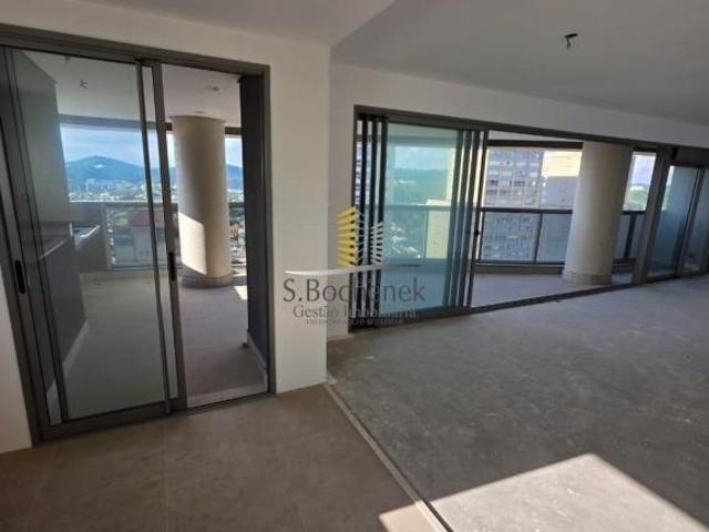 Novo apartamento contra piso Ed. Level venda 3 vagas + 3 suítes