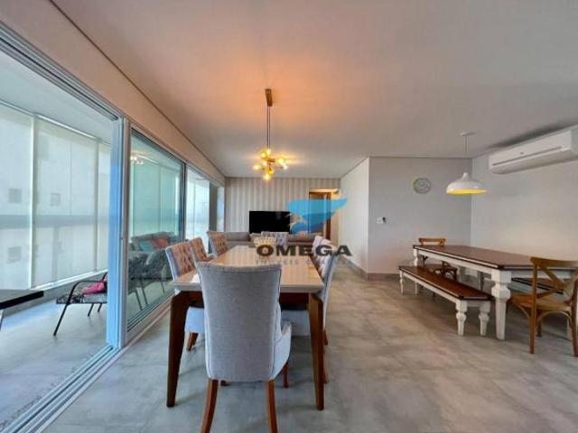 Novo e do lado da praia Apartamento com vista para o mar na praia das Astúrias com varanda gourmet