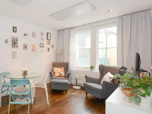 Novo Fashions, 19 Wentworth Street, Spitalfields, London, E1 7AU, United Kingdom | 2 bed apartment for rent #102272659 | Rentberry