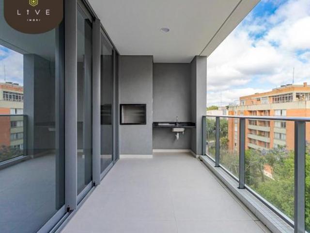 Novo pronto para você decorar e se mudar! Apartamento na calma Rua Gutemberg Batel em Curitiba/PR!