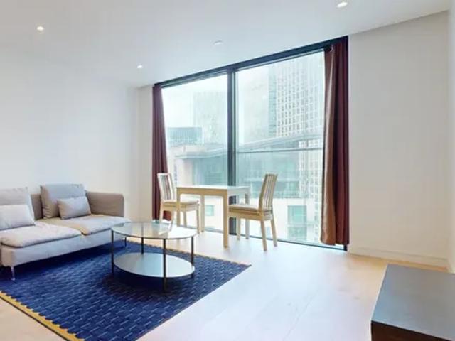 Novotel London Canary Wharf, 40 Marsh Wall, London, E14 9TP, United Kingdom | 1 bed apartment for rent #165427714 | Rentberry