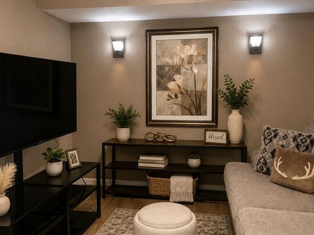 Now Available_Beautiful Fully Furnished _Bedroom U