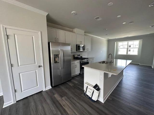 Now available room in Raleigh