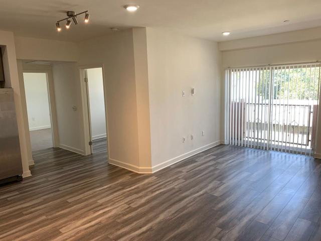 Now Leasing @ Archwood Court Apartments 2 Bedroom Apartment for Rent at 14055 Archwood St, Los Angeles, CA 91405 Greater Valley Glen