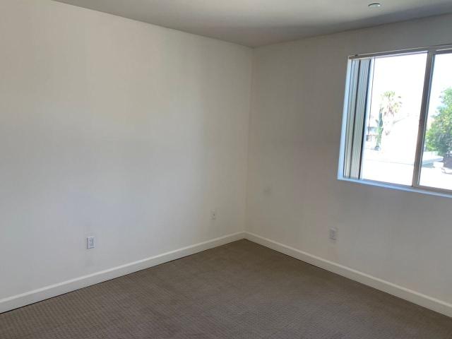 Now Leasing @ Archwood Court Apartments 2 Bedroom Apartment for Rent at 14055 Archwood St, Los Angeles, CA 91405 Greater Valley Glen