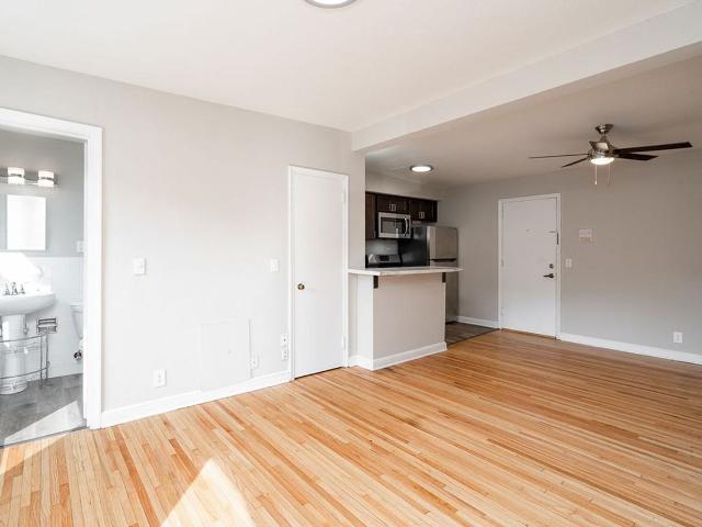 Now Leasing at Oak Grove Downtown | Historic Charm Meets Modern Living! 1 Bedroom Apartment for Rent at 116 Oak Grove St, Minneapolis, MN 55403 Loring Park