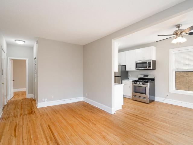 Now Leasing at Oak Grove Downtown | Historic Charm Meets Modern Living! Studio Apartment for Rent at 116 Oak Grove St, Minneapolis, MN 55403 Loring Park