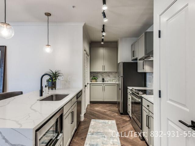 Now Leasing – Enjoy 2 Weeks Free Rent