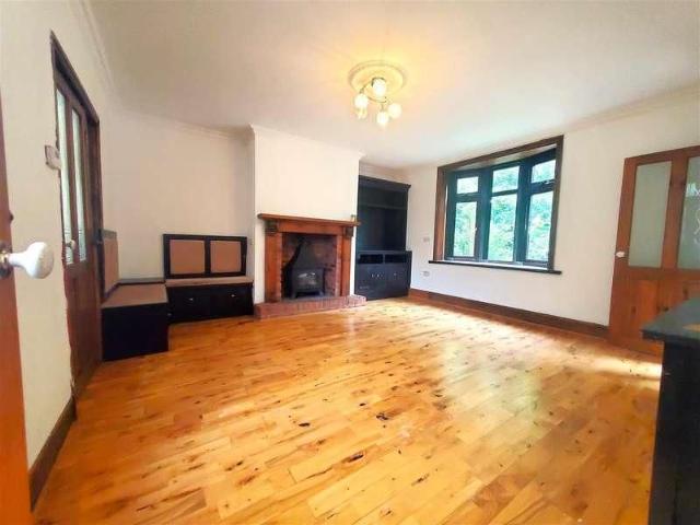 Nowells Yard, Dewsbury, WF13