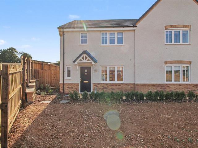 NN8, Sickle Drive, Wellingborough, 3 bed semi detached house to rent, £1,550 pcm | PrimeLocation