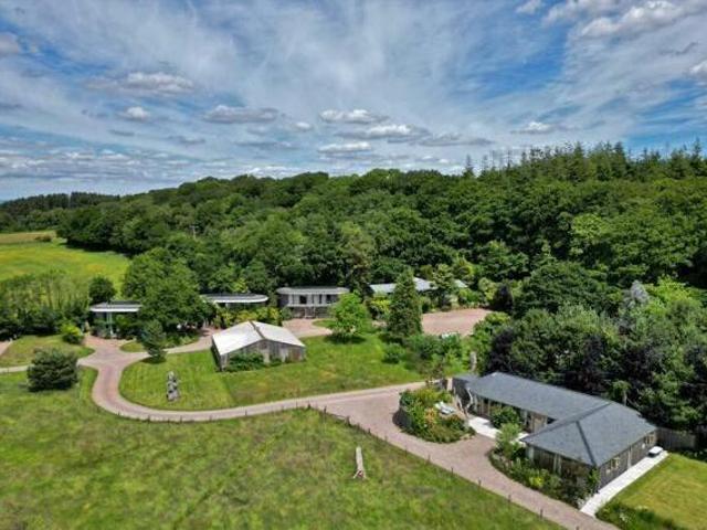 Nr Woodbury, Exeter, 10 Bedroom Detached