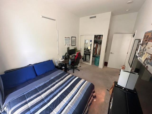 Nr SF Caltrain Fully Furnished Private Bedroom