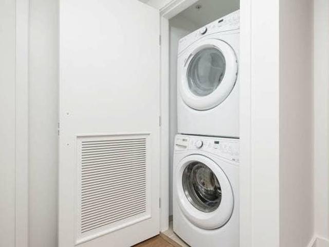 Nr SF Caltrain Furnished Bedroom