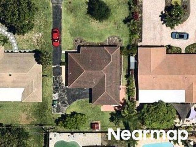 NW 40th St