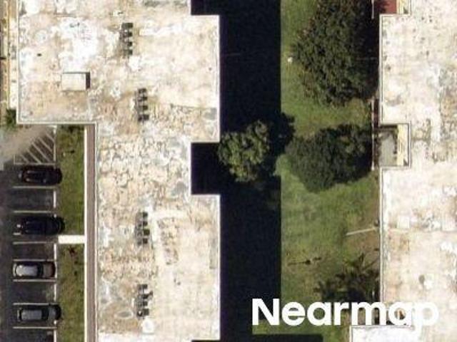 NW 41st St