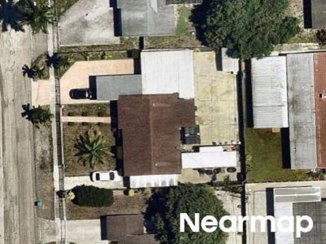 NW 42nd Pl