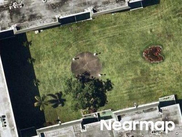 NW 44th Ave Apt 322
