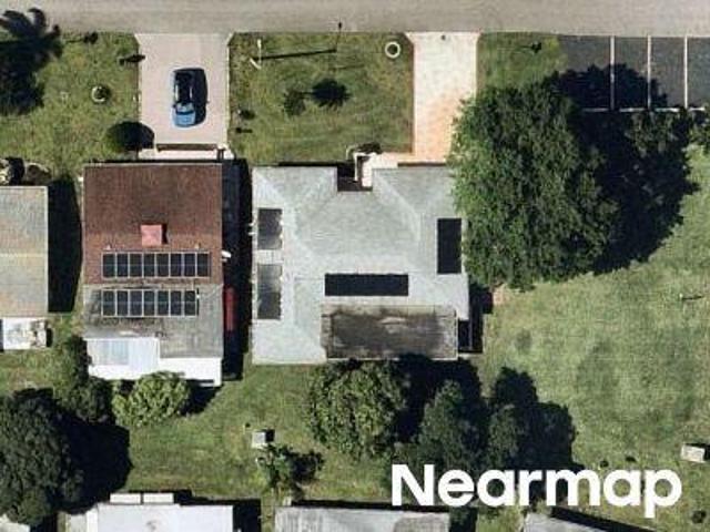 NW 46th St
