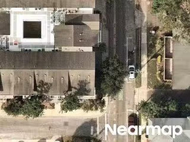 NW 4th Ave Apt 306