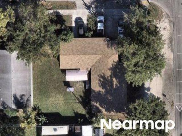 NW 4th St Apt 1