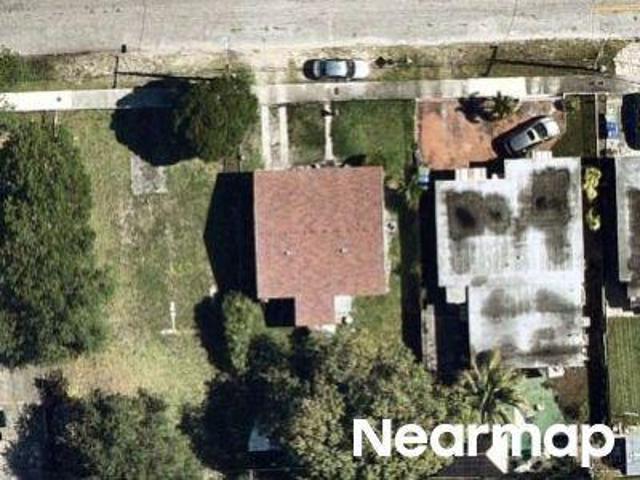 NW 50th St