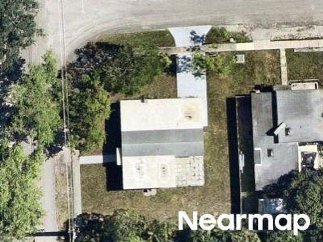 NW 5th Ave