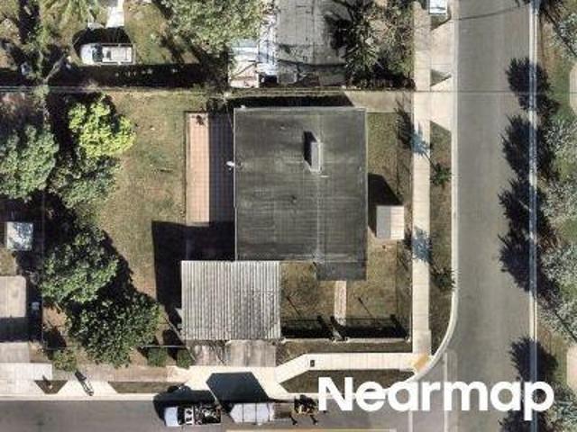 NW 5th Ave