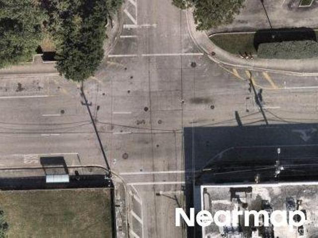 NW 5th St # 2403