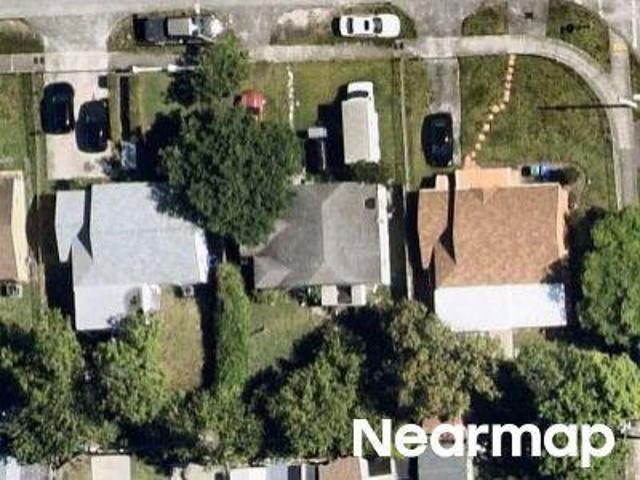 NW 65th St