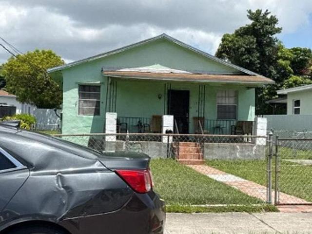 NW 69th St