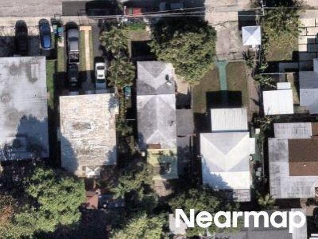 NW 71st St