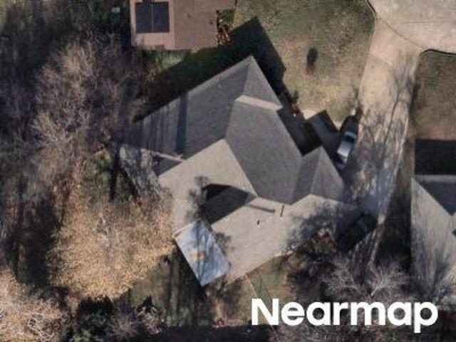 NW 77th St