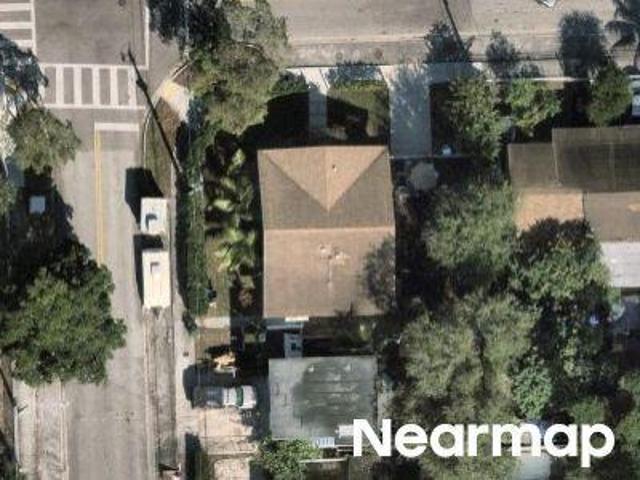 NW 77th St