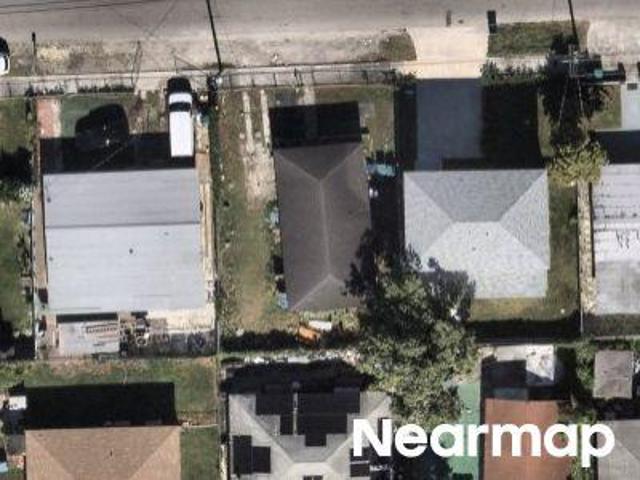 NW 74th St