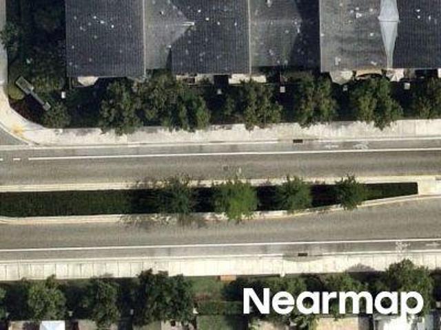 NW 82nd St
