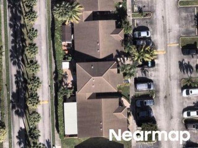NW 84th Pl 6066
