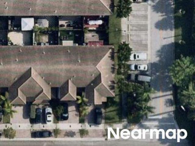 NW 88th St # 208e