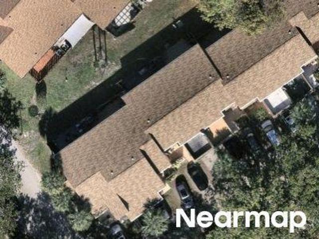 NW 8th St