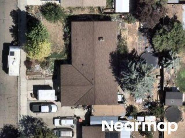 NW 8th St