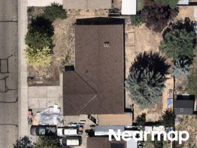 NW 8th St
