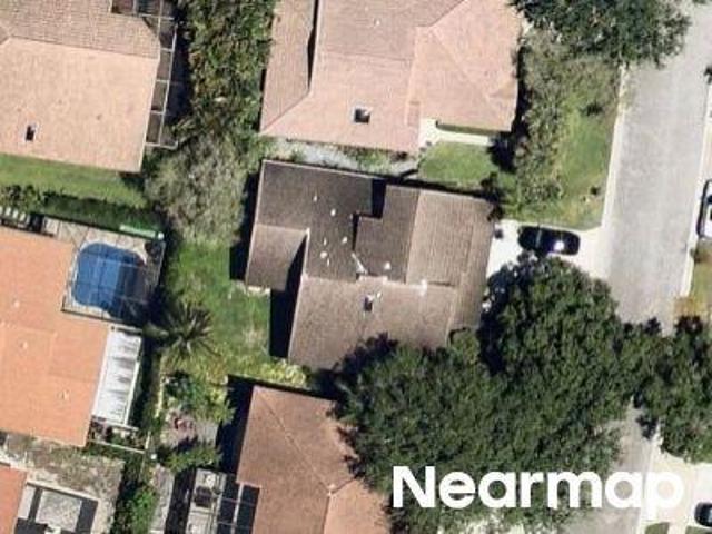 NW 104th Ave
