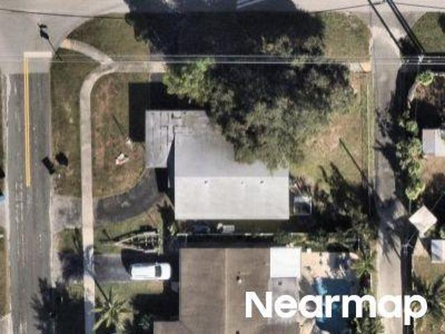 NW 10th Ave