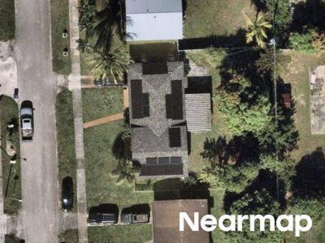 NW 10th Ave