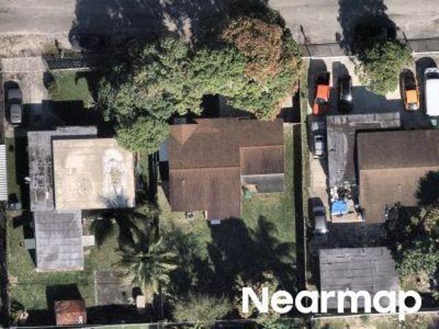 NW 117th St