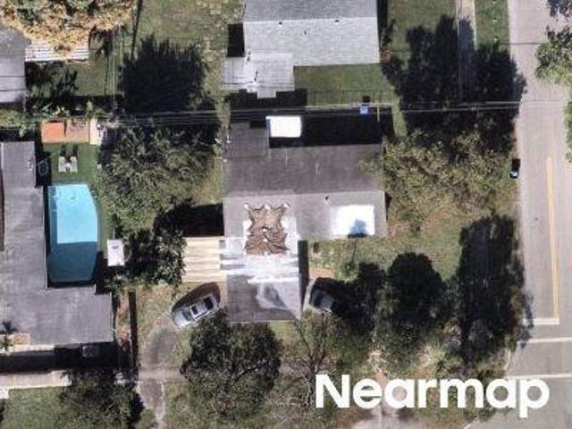 NW 11th Ave