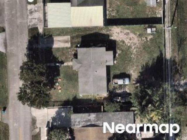 NW 17th Ct