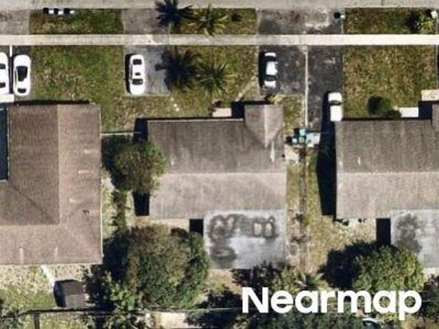 NW 17th Ct
