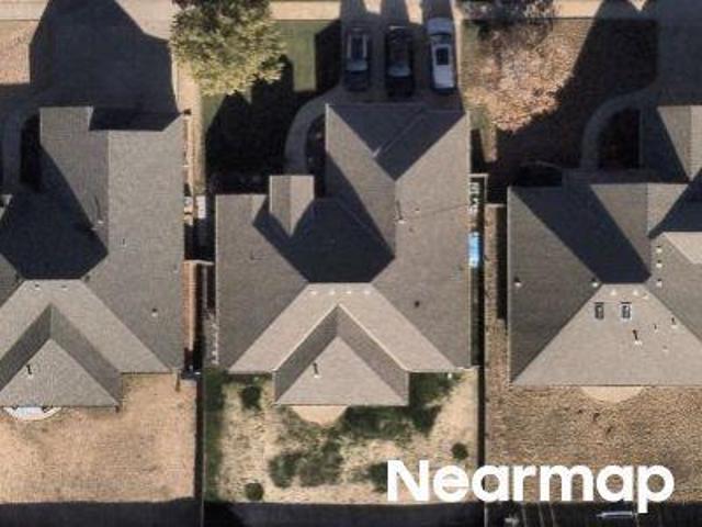 NW 152nd St