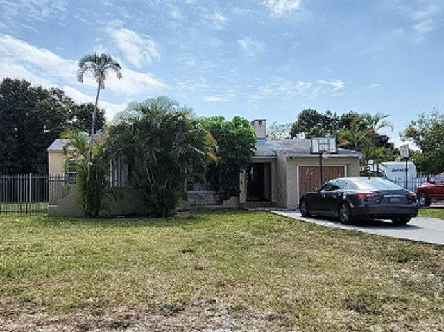 NW 153rd St